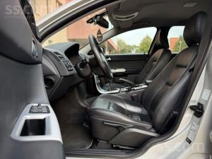 Pelēks Volvo V50 2010 Jelgava, ar dzinēja tilpumu 1.60 L un nobraukumu 0 tūkst. km par 4199 €, foto 12 vietnē AUTOMOTO.COM.LV