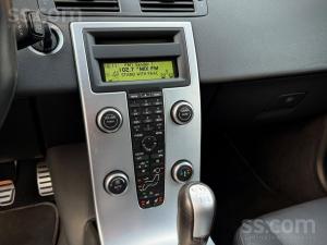 Pelēks Volvo V50 2010 Jelgava, ar dzinēja tilpumu 1.60 L un nobraukumu 0 tūkst. km par 4199 €, foto 16 vietnē AUTOMOTO.COM.LV