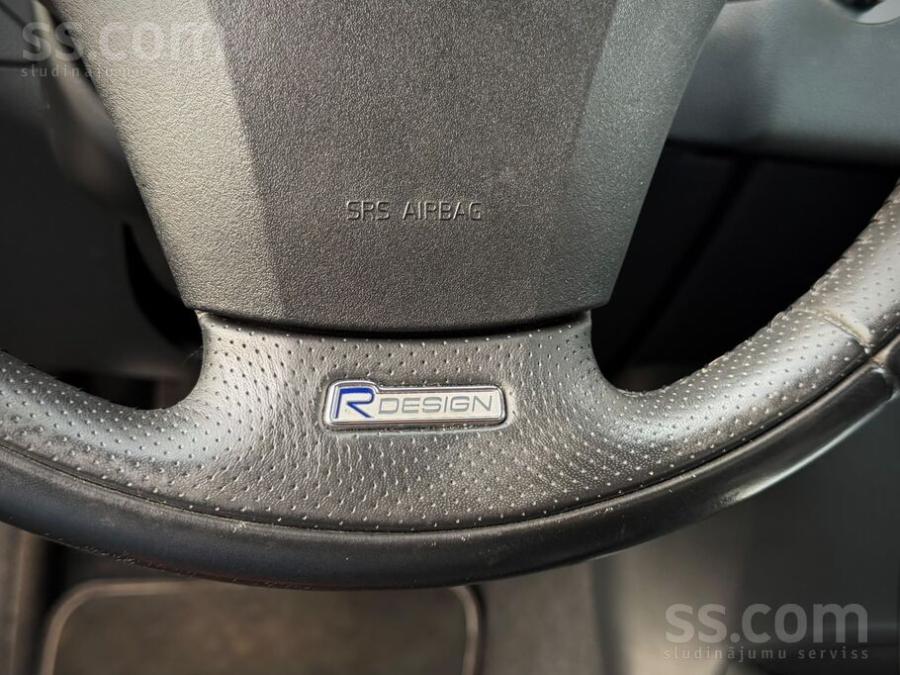 Pelēks Volvo V50 2010 Jelgava, ar dzinēja tilpumu 1.60 L un nobraukumu 0 tūkst. km par 4199 €, foto 19 vietnē AUTOMOTO.COM.LV