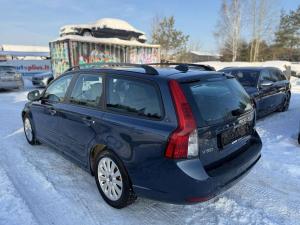 Pelēks Volvo V50 2011 Ukmergė, ar dzinēja tilpumu 1.56 L un nobraukumu 250 tūkst. km par 2950 €, foto 3 vietnē AUTOMOTO.COM.LV