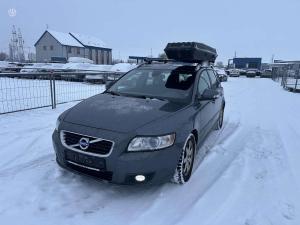 Pelēks Volvo V50 2011 Marijampole, ar dzinēja tilpumu 1.56 L un nobraukumu 175 tūkst. km par 3150 €, foto  vietnē AUTOMOTO.COM.LV