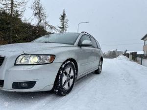 Grey Volvo V50 2011 in Kaunas, with an engine capacity of 1.56 L and mileage of 230 thousand km for 2950 €, photo 3 on AUTOMOTO.COM.LV