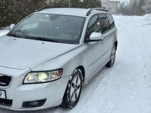 Grey Volvo V50 2011 in Kaunas, with an engine capacity of 1.56 L and mileage of 230 thousand km for 2950 €, photo 4 on AUTOMOTO.COM.LV