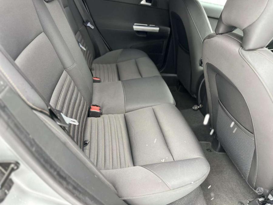 Grey Volvo V50 2011 in Kaunas, with an engine capacity of 1.56 L and mileage of 230 thousand km for 2950 €, photo 19 on AUTOMOTO.COM.LV