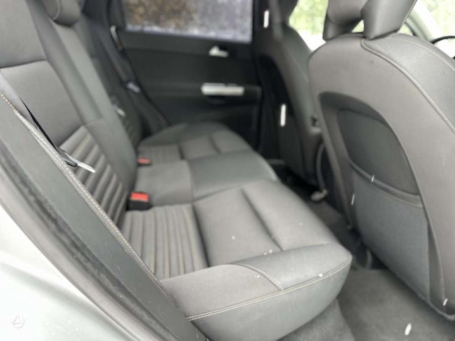 Grey Volvo V50 2011 in Kaunas, with an engine capacity of 1.56 L and mileage of 230 thousand km for 2950 €, photo 20 on AUTOMOTO.COM.LV