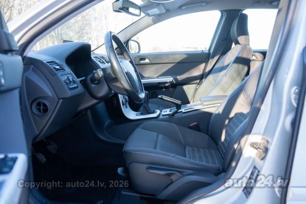 Pelēks Volvo V50 2011 Paide, ar dzinēja tilpumu 1.60 L un nobraukumu 278 tūkst. km par 4999 €, foto 11 vietnē AUTOMOTO.COM.LV