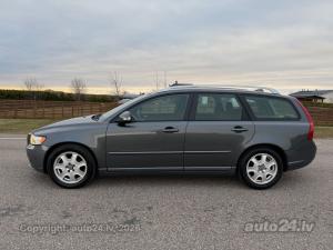 Pelēks Volvo V50 2011 Tallina, ar dzinēja tilpumu 1.60 L un nobraukumu 208 tūkst. km par 4990 €, foto 10 vietnē AUTOMOTO.COM.LV