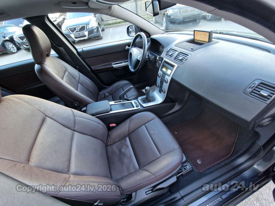 Серый Вольво В50 2011 в Тарту, объемом двигателя 1.60 л и пробегом 282 тыс. км за 4490 €, фото 18 на AUTOMOTO.COM.LV