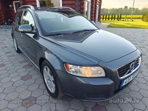 Pelēks Volvo V50 2011 Paide, ar dzinēja tilpumu 1.60 L un nobraukumu 209 tūkst. km par 4990 €, foto 7 vietnē AUTOMOTO.COM.LV