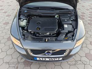Pelēks Volvo V50 2011 Paide, ar dzinēja tilpumu 1.60 L un nobraukumu 209 tūkst. km par 4990 €, foto 9 vietnē AUTOMOTO.COM.LV