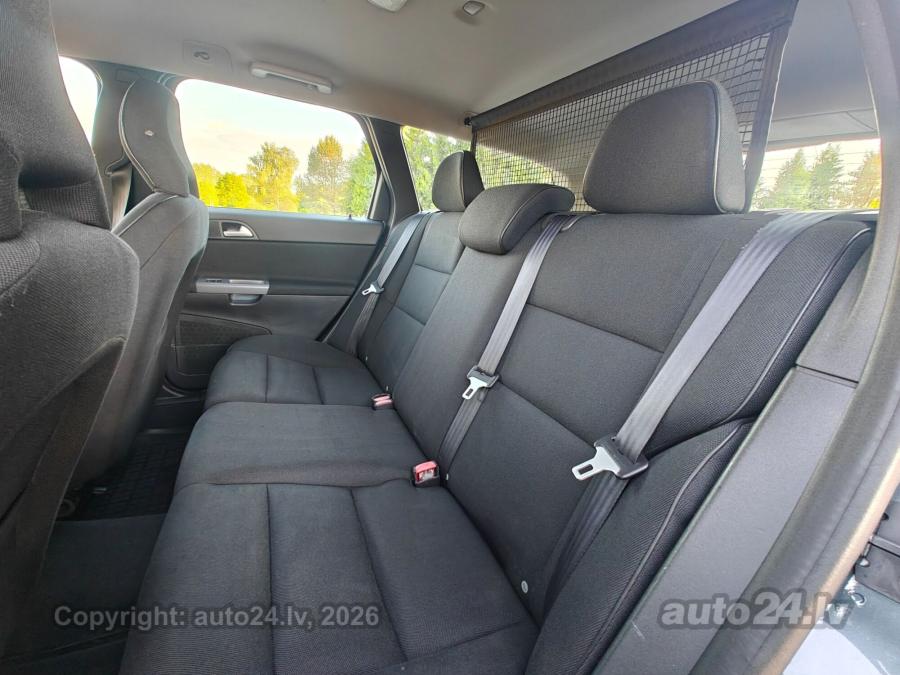 Pelēks Volvo V50 2011 Paide, ar dzinēja tilpumu 1.60 L un nobraukumu 209 tūkst. km par 4990 €, foto 17 vietnē AUTOMOTO.COM.LV