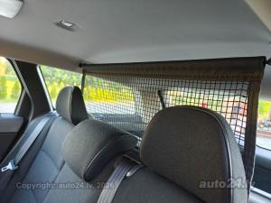 Pelēks Volvo V50 2011 Paide, ar dzinēja tilpumu 1.60 L un nobraukumu 209 tūkst. km par 4990 €, foto 18 vietnē AUTOMOTO.COM.LV