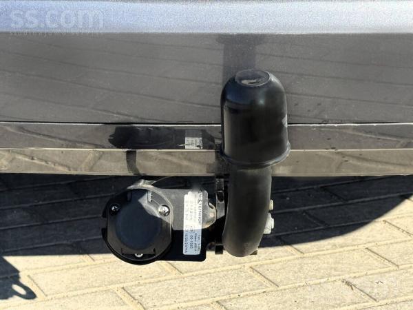 Grey Volvo V50 2011 in Riga, with an engine capacity of 1.60 L and mileage of 272 thousand km for 3800 €, photo 9 on AUTOMOTO.COM.LV