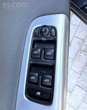 Pelēks Volvo V50 2011 Rīga, ar dzinēja tilpumu 1.60 L un nobraukumu 272 tūkst. km par 3800 €, foto 13 vietnē AUTOMOTO.COM.LV