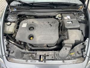 Grey Volvo V50 2011 in Riga, with an engine capacity of 1.60 L and mileage of 309 thousand km for 4200 €, photo 9 on AUTOMOTO.COM.LV
