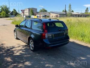 Серый Вольво В50 2011 в Лудза, объемом двигателя 1.60 л и пробегом 167 тыс. км за 3850 €, фото 7 на AUTOMOTO.COM.LV