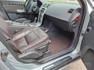 Grey Volvo V50 2011 in Riga, with an engine capacity of 1.60 L and mileage of 246 thousand km for 3500 €, photo 13 on AUTOMOTO.COM.LV