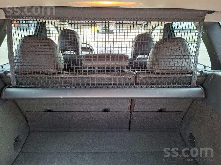 Grey Volvo V50 2011 in Riga, with an engine capacity of 1.60 L and mileage of 246 thousand km for 3500 €, photo 16 on AUTOMOTO.COM.LV