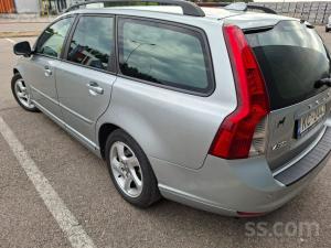 Grey Volvo V50 2011 in Riga, with an engine capacity of 1.60 L and mileage of 246 thousand km for 3500 €, photo 23 on AUTOMOTO.COM.LV