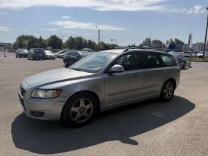 Pelēks Volvo V50 2011 Marijampole, ar dzinēja tilpumu 1.56 L un nobraukumu 187 tūkst. km par 2450 €, foto 7 vietnē AUTOMOTO.COM.LV