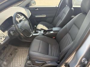 Pelēks Volvo V50 2011 Marijampole, ar dzinēja tilpumu 1.56 L un nobraukumu 187 tūkst. km par 2450 €, foto 9 vietnē AUTOMOTO.COM.LV