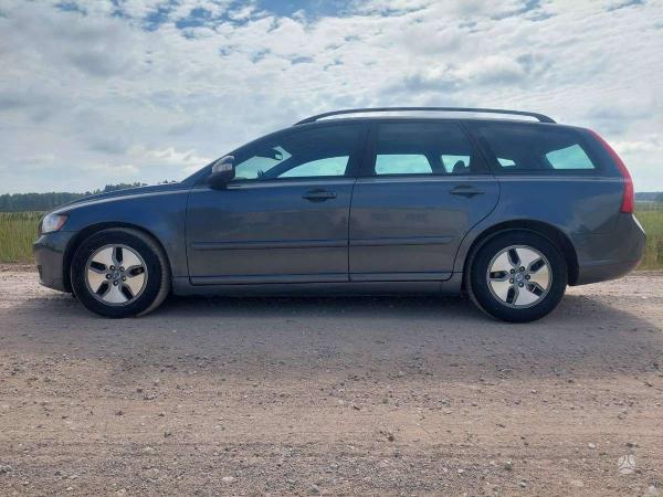 Pelēks Volvo V50 2011 Molėtai, ar dzinēja tilpumu 1.56 L un nobraukumu 225 tūkst. km par 2900 €, foto 8 vietnē AUTOMOTO.COM.LV