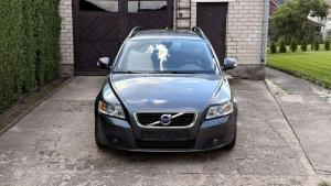 Grey Volvo V50 2011 in Ukmerge, with an engine capacity of 1.56 L and mileage of 225 thousand km for 2900 €, photo  on AUTOMOTO.COM.LV