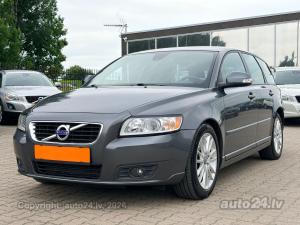 Pelēks Volvo V50 2011 Tartu, ar dzinēja tilpumu 1.60 L un nobraukumu 276 tūkst. km par 4490 €, foto  vietnē AUTOMOTO.COM.LV