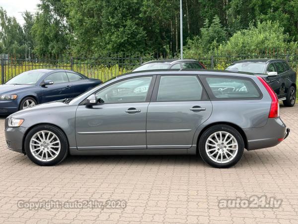 Pelēks Volvo V50 2011 Tartu, ar dzinēja tilpumu 1.60 L un nobraukumu 276 tūkst. km par 4490 €, foto 7 vietnē AUTOMOTO.COM.LV