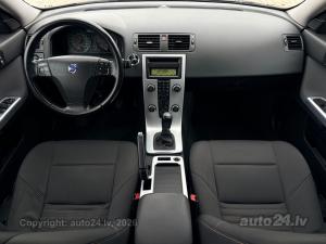 Pelēks Volvo V50 2011 Tartu, ar dzinēja tilpumu 1.60 L un nobraukumu 276 tūkst. km par 4490 €, foto 16 vietnē AUTOMOTO.COM.LV