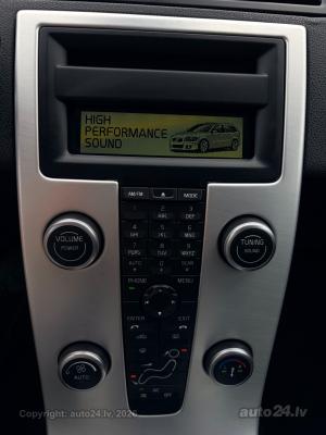 Pelēks Volvo V50 2011 Tartu, ar dzinēja tilpumu 1.60 L un nobraukumu 276 tūkst. km par 4490 €, foto 22 vietnē AUTOMOTO.COM.LV
