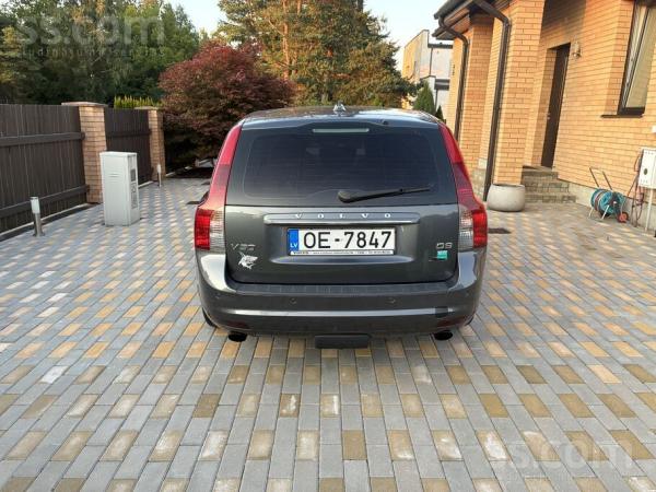 Grey Volvo V50 2011 in Riga, with an engine capacity of 2.00 L and mileage of 0 thousand km for 3900 €, photo 5 on AUTOMOTO.COM.LV