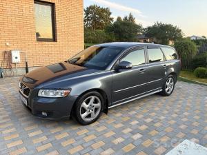 Grey Volvo V50 2011 in Riga, with an engine capacity of 2.00 L and mileage of 0 thousand km for 3900 €, photo 8 on AUTOMOTO.COM.LV