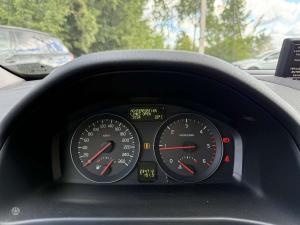 Grey Volvo V50 2011 in Kaunas, with an engine capacity of 1.56 L and mileage of 230 thousand km for 3900 €, photo 23 on AUTOMOTO.COM.LV