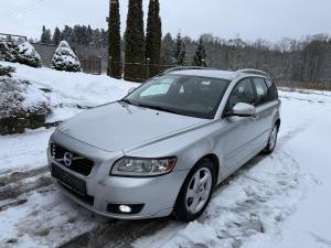 Grey Volvo V50 2012 in Utena, with an engine capacity of 1.60 L and mileage of 280 thousand km for 3250 €, photo  on AUTOMOTO.COM.LV