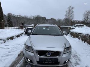 Pelēks Volvo V50 2012 Utena, ar dzinēja tilpumu 1.60 L un nobraukumu 280 tūkst. km par 3250 €, foto 2 vietnē AUTOMOTO.COM.LV