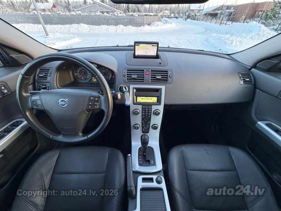 Pelēks Volvo V50 2012 Tallina, ar dzinēja tilpumu 2.00 L un nobraukumu 221 tūkst. km par 5790 €, foto 13 vietnē AUTOMOTO.COM.LV