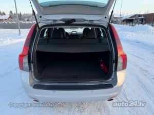 Pelēks Volvo V50 2012 Tallina, ar dzinēja tilpumu 2.00 L un nobraukumu 221 tūkst. km par 5790 €, foto 17 vietnē AUTOMOTO.COM.LV