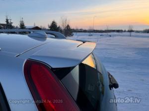 Pelēks Volvo V50 2012 Tallina, ar dzinēja tilpumu 2.00 L un nobraukumu 221 tūkst. km par 5790 €, foto 18 vietnē AUTOMOTO.COM.LV
