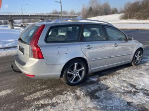 Pelēks Volvo V50 2012 Kauņa, ar dzinēja tilpumu 1.56 L un nobraukumu 266 tūkst. km par 4200 €, foto 9 vietnē AUTOMOTO.COM.LV