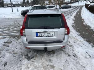 Grey Volvo V50 2012 in Telschi, with an engine capacity of 1.56 L and mileage of 305 thousand km for 2950 €, photo 4 on AUTOMOTO.COM.LV
