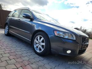 Grey Volvo V50 2012 in Tallinn, with an engine capacity of 1.60 L and mileage of 195 thousand km for 4999 €, photo 4 on AUTOMOTO.COM.LV