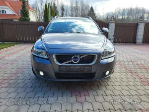 Grey Volvo V50 2012 in Tallinn, with an engine capacity of 1.60 L and mileage of 195 thousand km for 4999 €, photo 12 on AUTOMOTO.COM.LV
