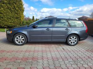 Grey Volvo V50 2012 in Tallinn, with an engine capacity of 1.60 L and mileage of 195 thousand km for 4999 €, photo 15 on AUTOMOTO.COM.LV