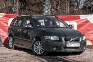 Grey Volvo V50 2012 in Riga, with an engine capacity of 1.60 L and mileage of 411 thousand km for 3900 €, photo 3 on AUTOMOTO.COM.LV