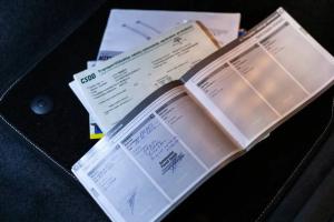 Серый Вольво В50 2012 в Рига, объемом двигателя 2.00 л и пробегом 236 тыс. км за 6700 €, фото 30 на AUTOMOTO.COM.LV