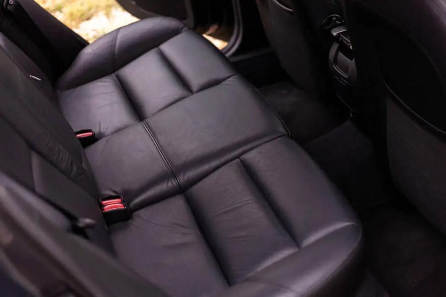 Pelēks Volvo V50 2012 Rīga, ar dzinēja tilpumu 1.60 L un nobraukumu 260 tūkst. km par 4995 €, foto 14 vietnē AUTOMOTO.COM.LV