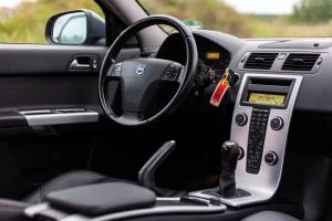 Pelēks Volvo V50 2012 Rīga, ar dzinēja tilpumu 1.60 L un nobraukumu 260 tūkst. km par 4995 €, foto 22 vietnē AUTOMOTO.COM.LV