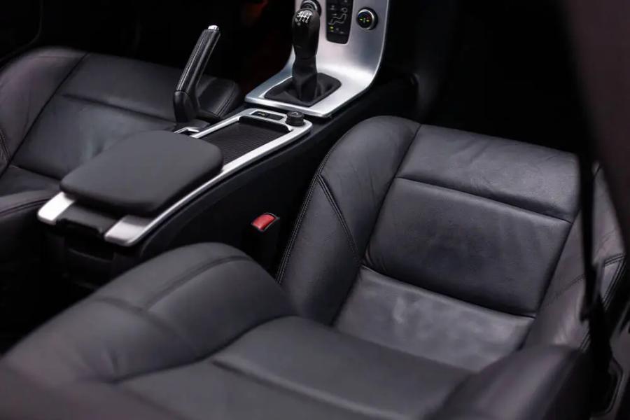 Pelēks Volvo V50 2012 Rīga, ar dzinēja tilpumu 1.60 L un nobraukumu 260 tūkst. km par 4995 €, foto 23 vietnē AUTOMOTO.COM.LV
