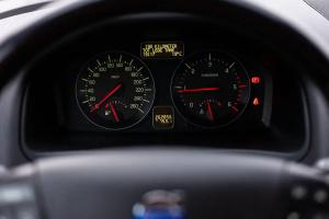 Pelēks Volvo V50 2012 Rīga, ar dzinēja tilpumu 1.60 L un nobraukumu 260 tūkst. km par 4995 €, foto 24 vietnē AUTOMOTO.COM.LV